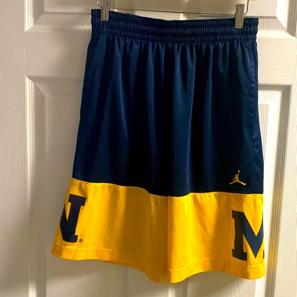Jordan | Shorts | Mens Michigan Shorts | Poshmark